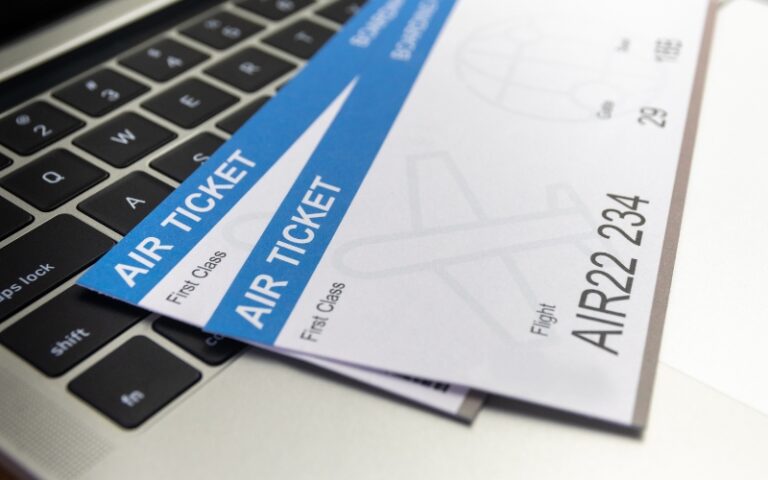 5 Tips To Book Cheap Air Tickets in India